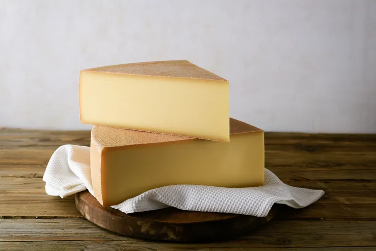 Milch & Käse: Produkte & wissenswerte Fakten im Überblick